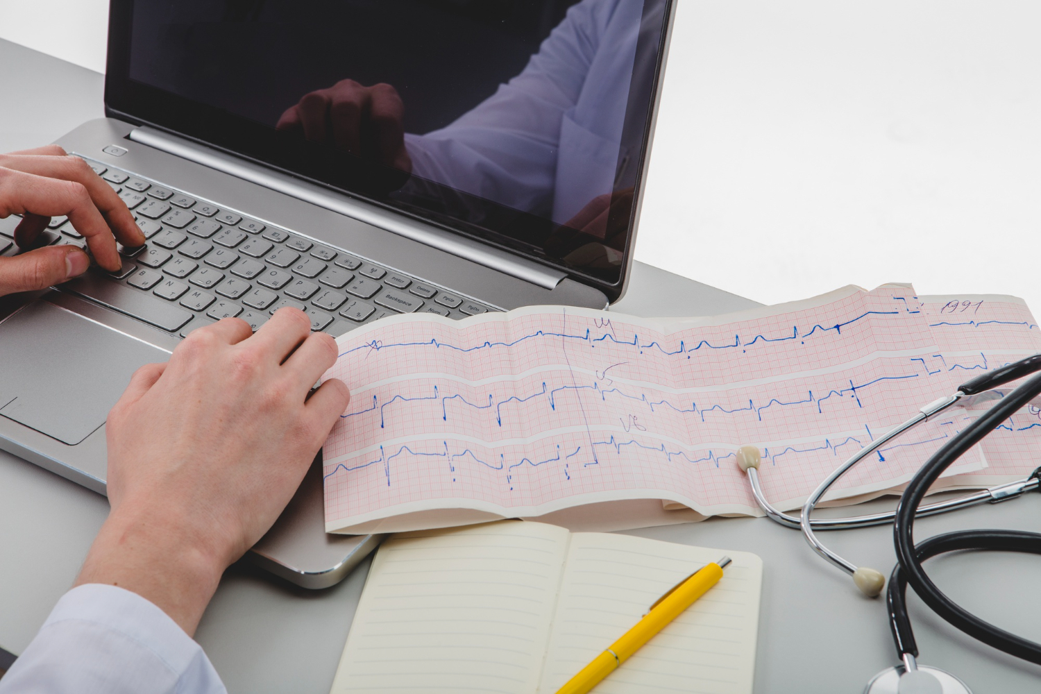What Happens When You Go Into Afib With a Pacemaker: Expert Insights ...